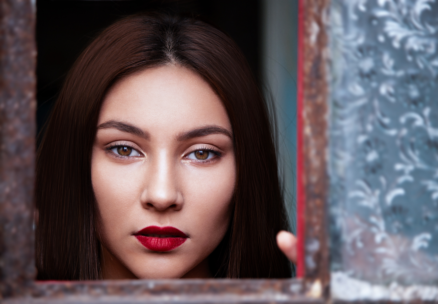 ModelMayhem.com - Beatifull girl Raw at Old House