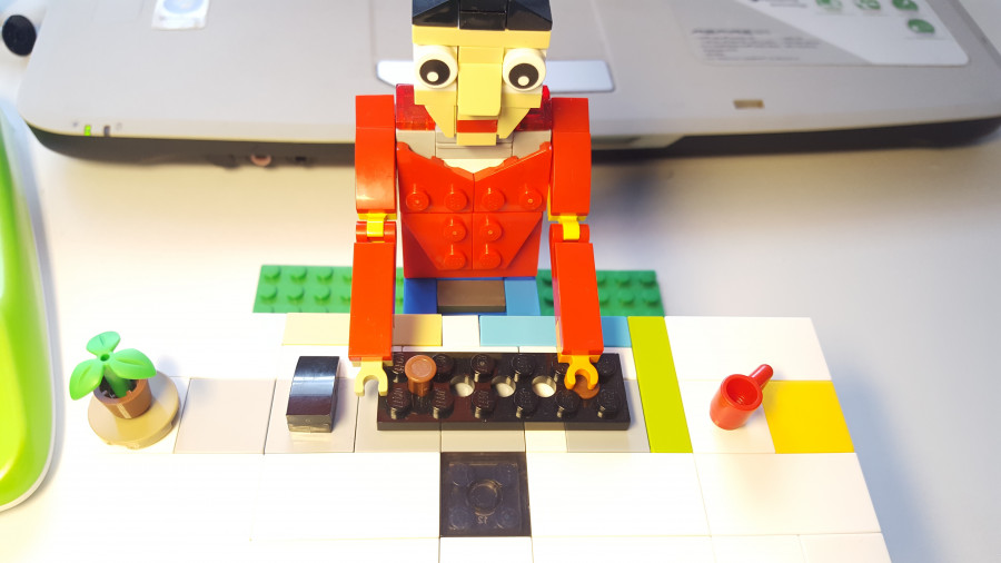 LEGO MOC-40609 Office Worker by JKBrickworks | Rebrickable - Build with ...