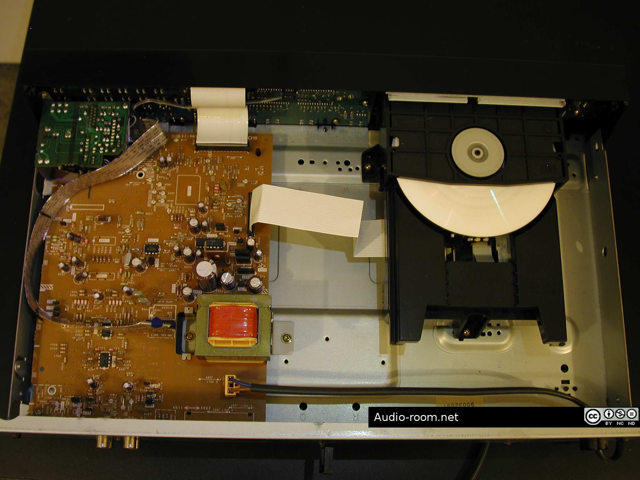 SONY с KSS-240A. Неправильно позиционирует, стартует не с начала трека ...